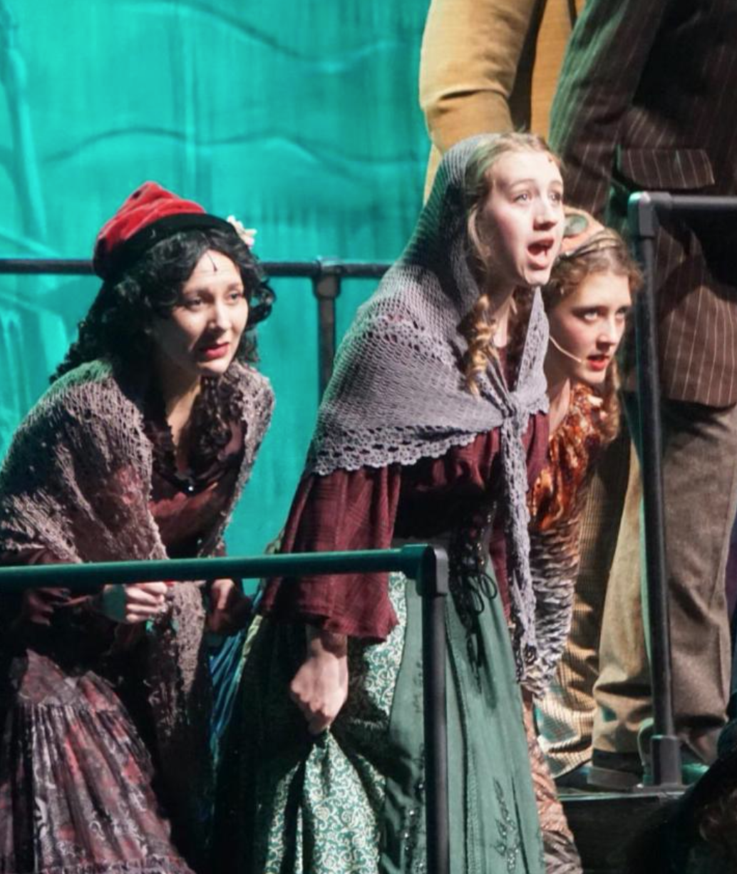 Nora Otte earns 2022 Memorial Scholarship - Fond du Lac Community Theatre